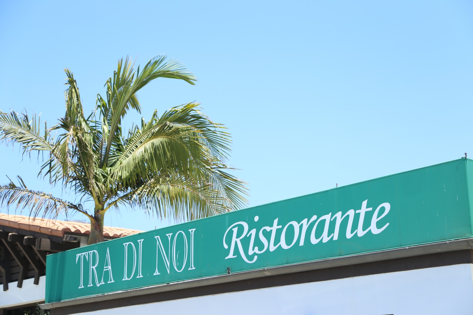 DINE L.A